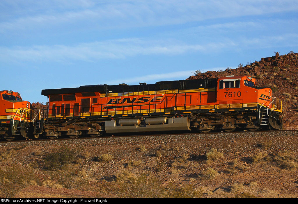 BNSF 7610